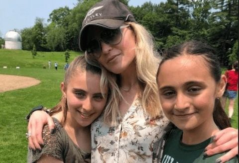 Moms we : Journalist Michelle Moskowitz keeps Greenwich in-the-know ...